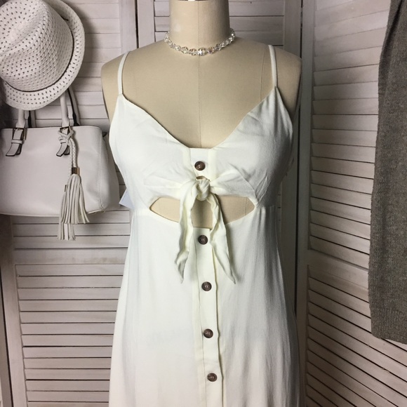 Sage | Dresses | Sage The Label Cream Cut Out Maxi Xs | Poshmark